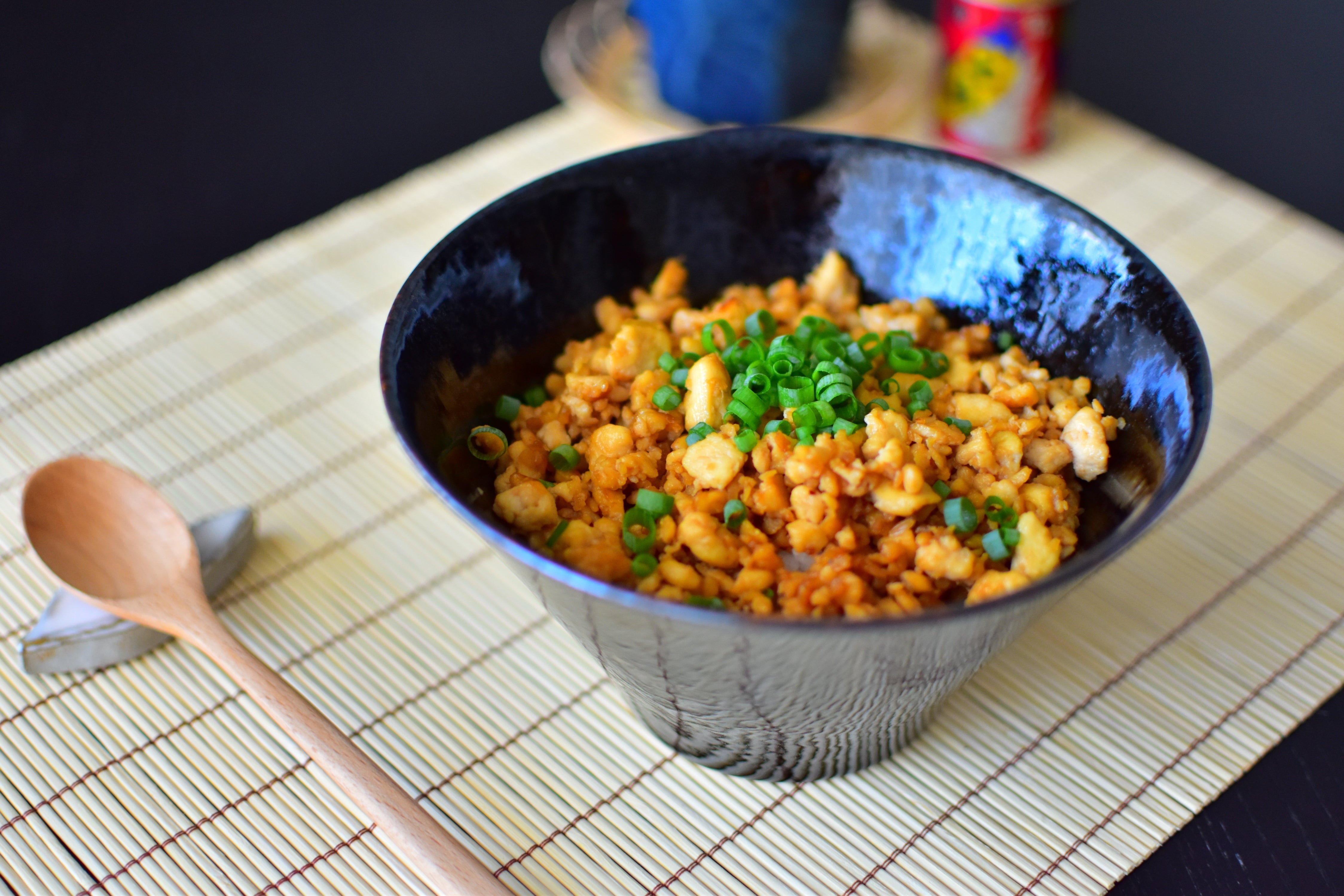 How to Make Crumbled Tofu Donburi (Vegan Rice Bowl Recipe) – Japanese Taste