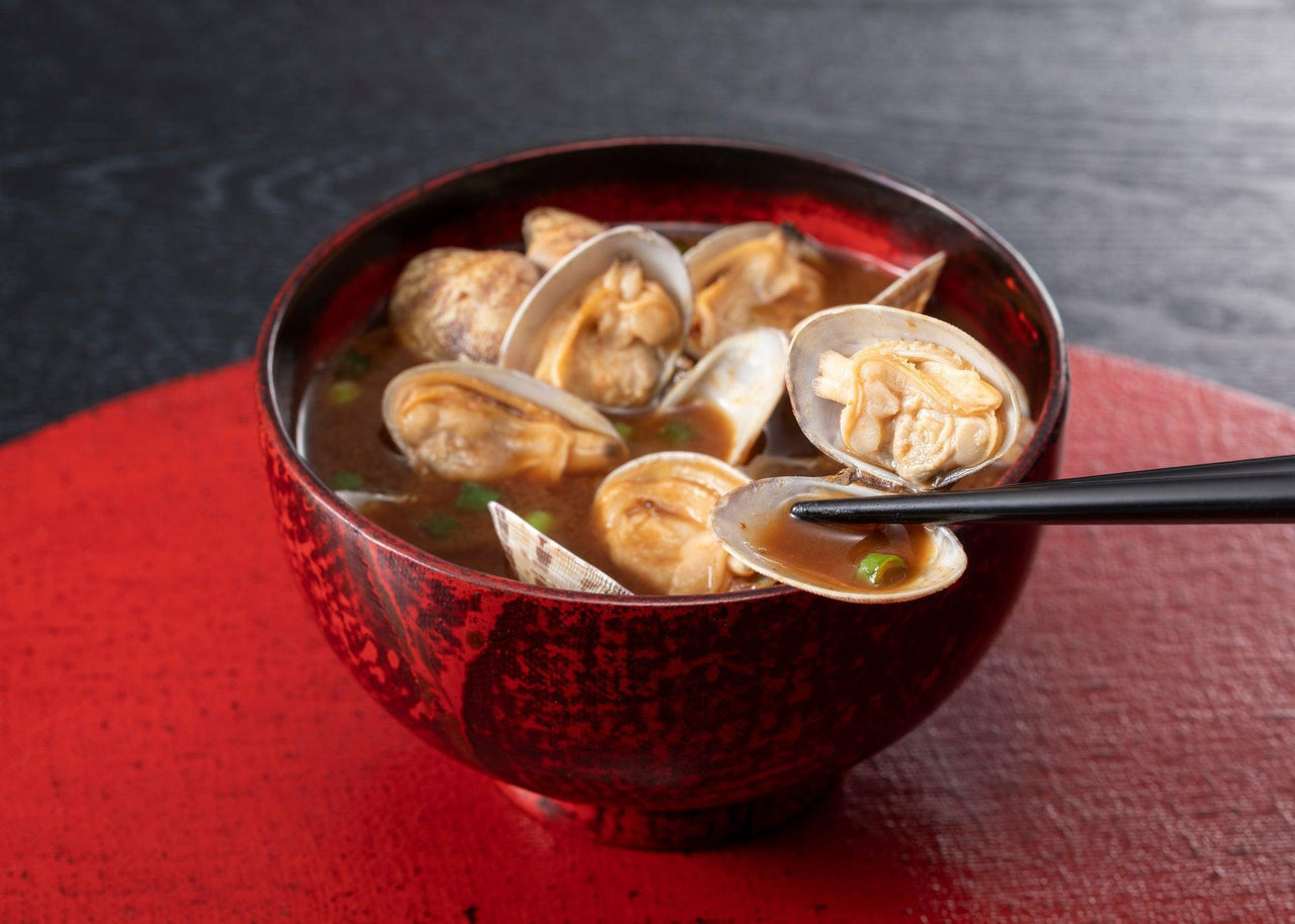 How To Make The Perfect Bowl Of Red Miso Soup From Scratch Recipe ...