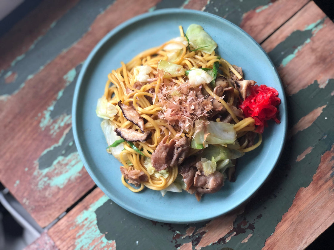 How To Make Yakisoba At Home (Japanese Stir-fried Noodle Recipe ...
