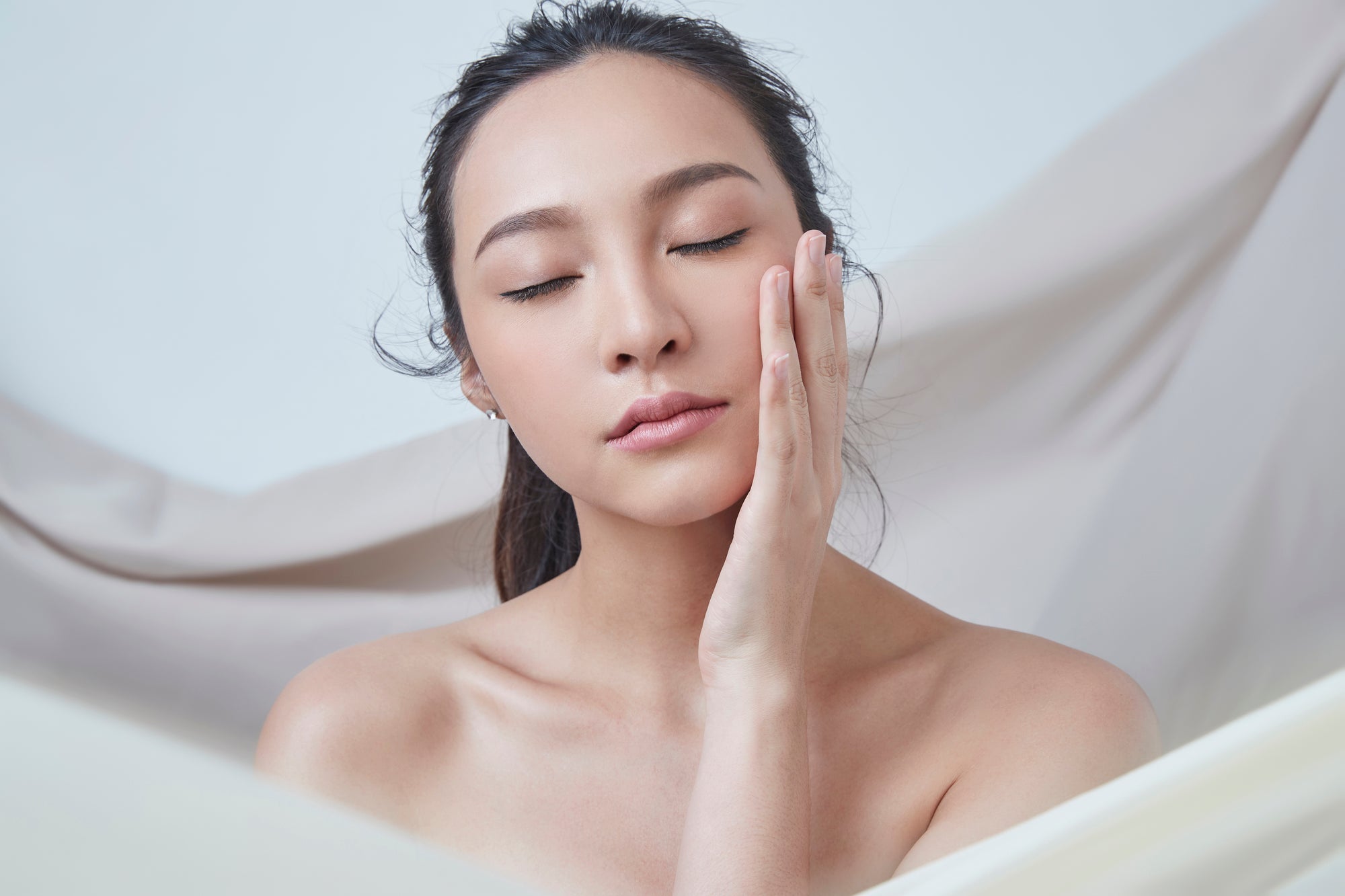 Buy Japanese Foundation Makeup Online