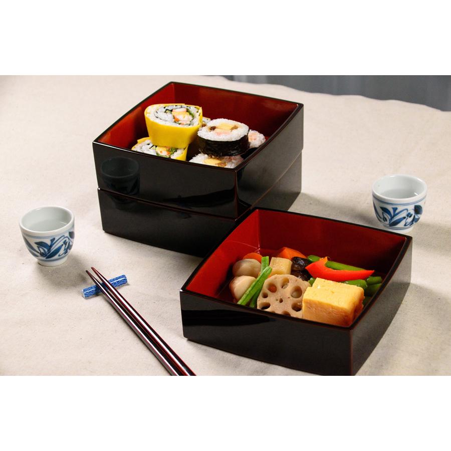 Isuke Three Tier Bento Box Traditional Lacquerware Lunch Box 18cm