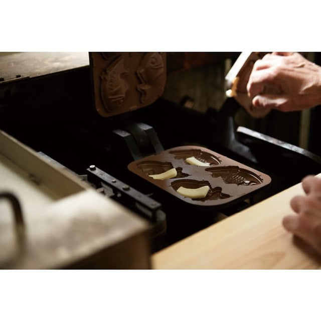 Kyuemon Sea Bream Suimono Clear Soup in Monaka Wafer (2 Servings)