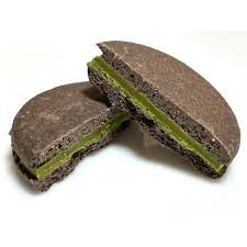 Meiji Rich Matcha Chocolate Sand Matcha Sandwich Cookies (Pack of 5 ...